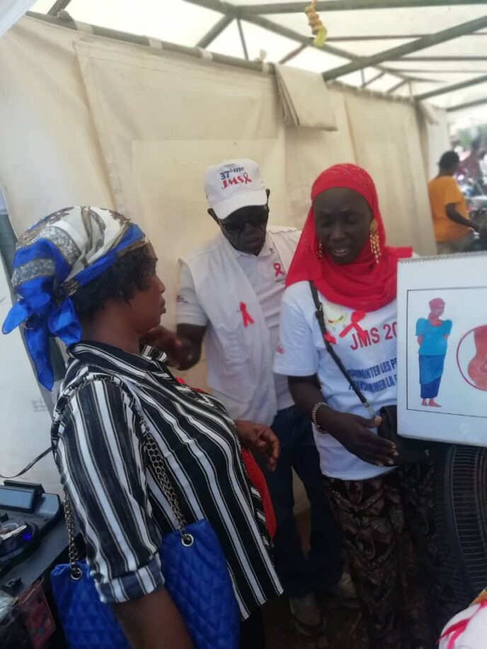 Dr Alimou Diallo, une vie consacrée à la lutte contre le VIH en Guinée ...